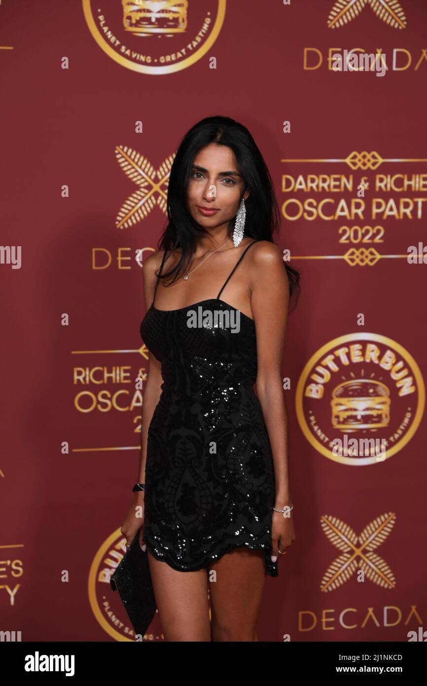 Rosh Kayy arrives at Darren Dzienciol and Richie Akiva’s Oscar Party ...