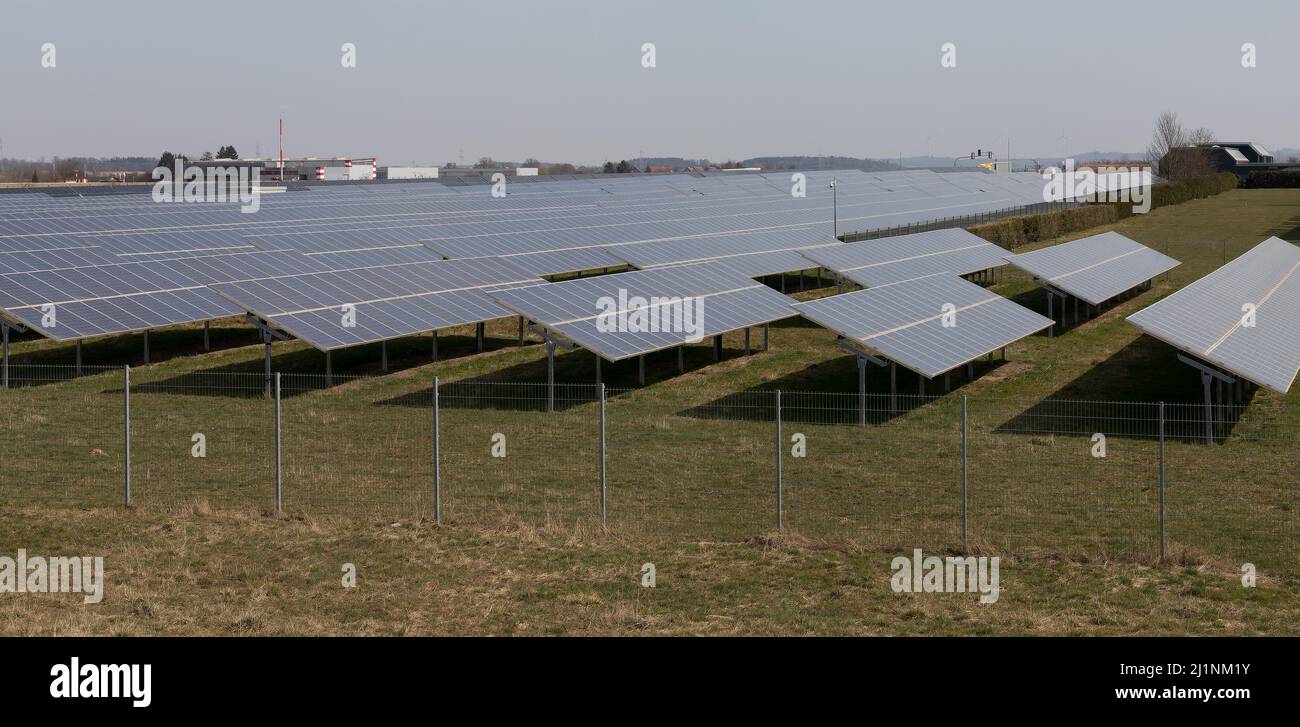 Solar cells and solar park to generate electricity for independence in ... Solar cells and solar park to generate electricity for independence in ...