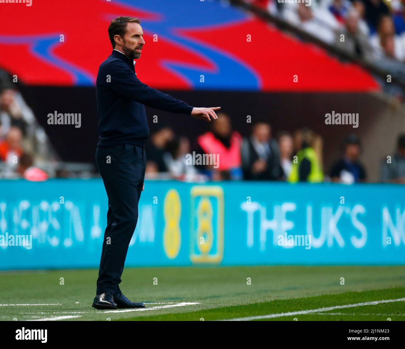 Gareth southgate coach hi-res stock photography and images - Alamy