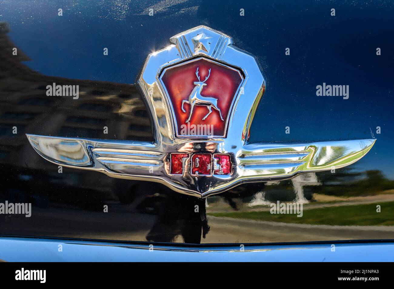 Logotipo De Gas Volga KGB’S FAVOURITE VEHICLE AND USSR STATUS SYMBOL