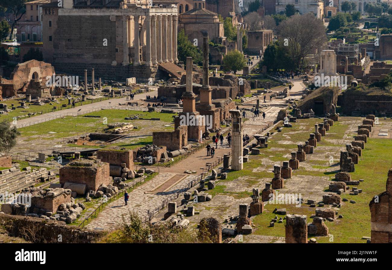 A picture of one of the main walking avenues of the Roman Forum Stock ...