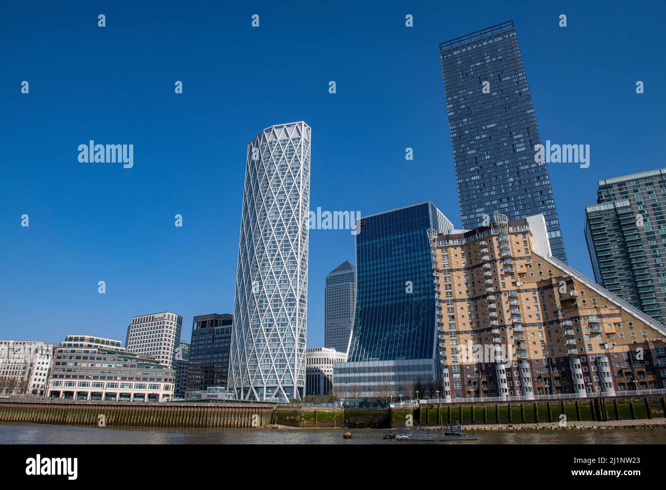 Diamond tower hi-res stock photography and images - Alamy