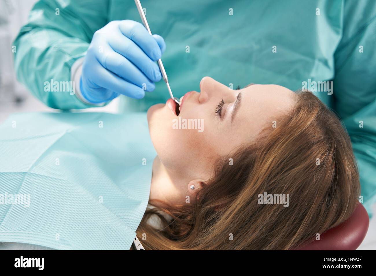 Woman examining doctor 35 hi-res stock photography and images - Alamy