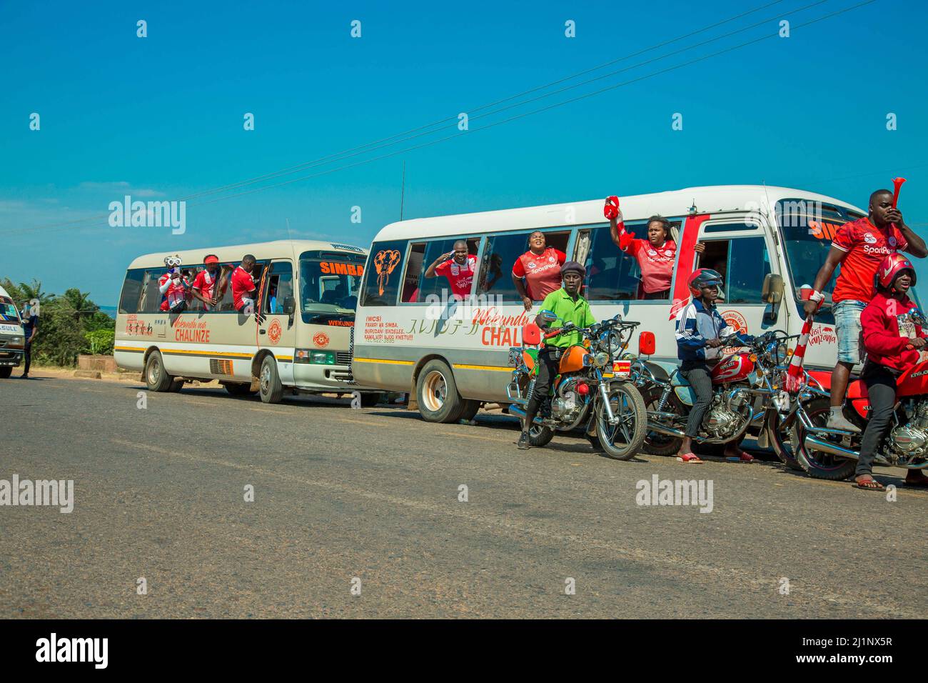 Fans of the Simba football club in the car on the way to the stadium ...