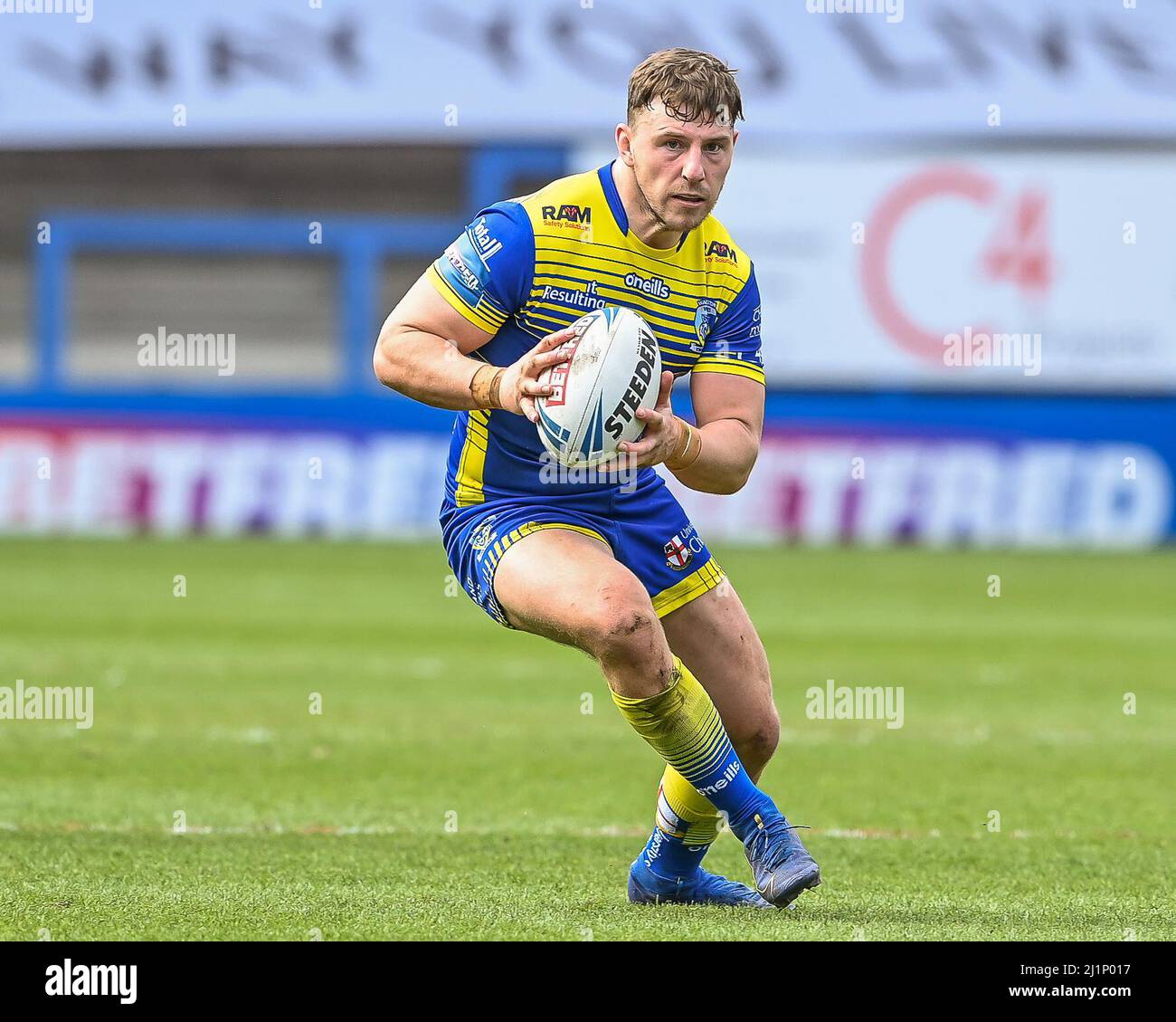 George Williams #7 of Warrington Wolves makes a break Stock Photo - Alamy