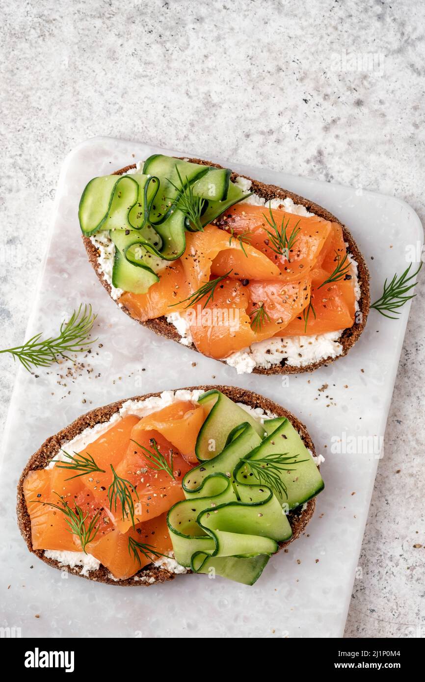 Open sandwiches red salmon hi-res stock photography and images - Alamy