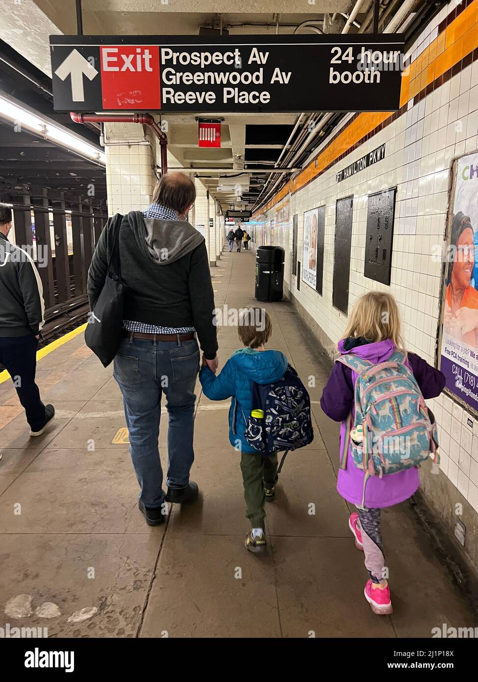 Children platform hi-res stock photography and images - Alamy