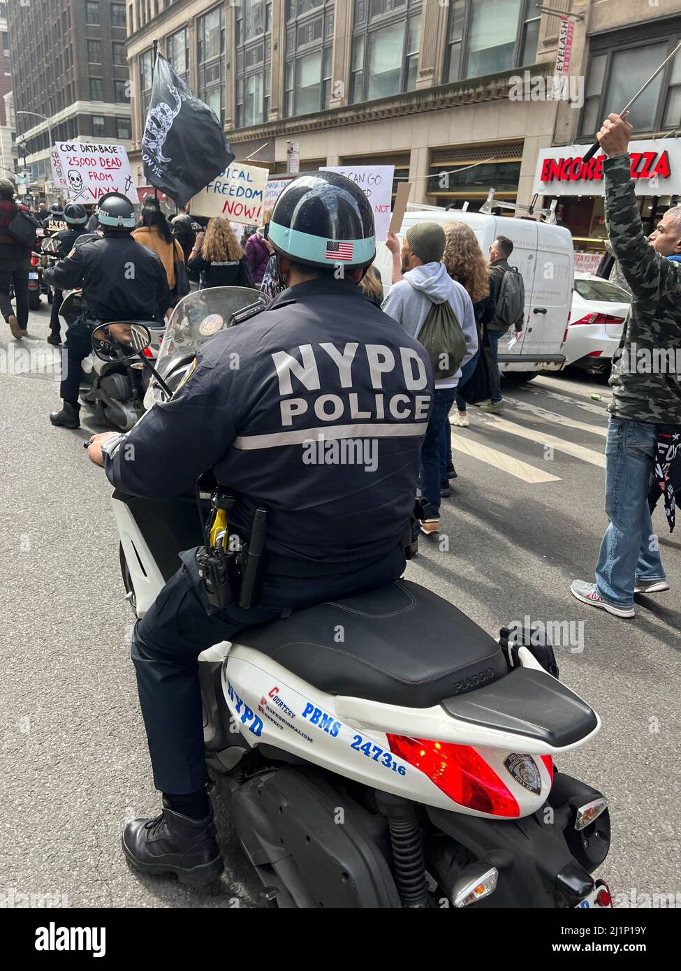 Nypd new york city motorcycle hi-res stock photography and images - Alamy