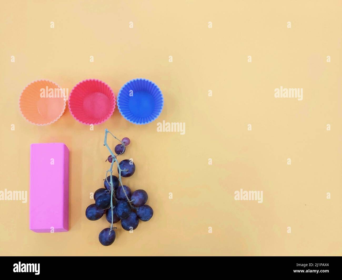 Flat lay photograph hi-res stock photography and images - Alamy