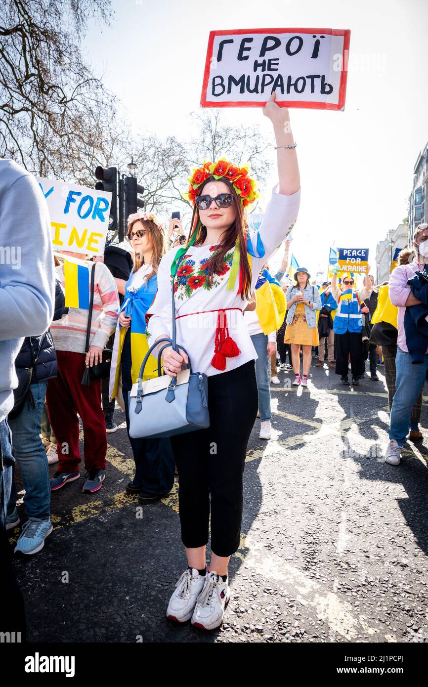 Thousands march in solidarity against the war in Ukraine. 'London ...