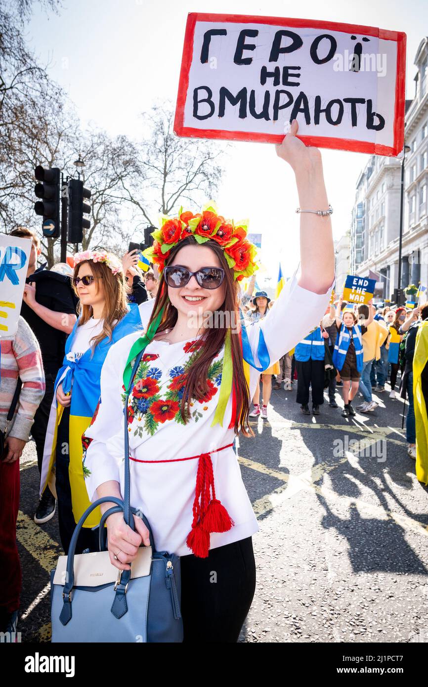 Thousands march in solidarity against the war in Ukraine. 'London ...