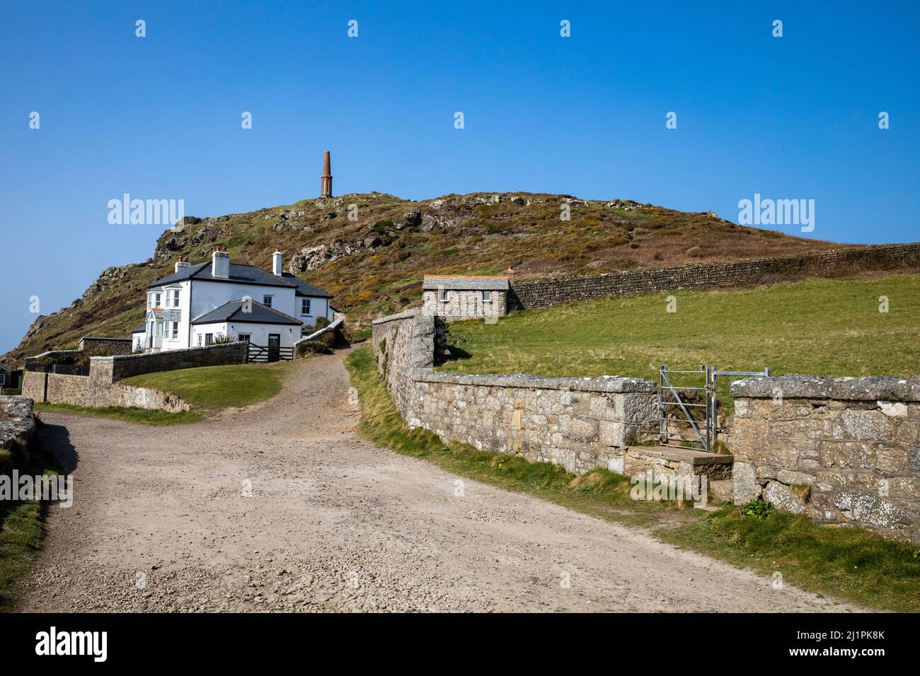 Monument on the top of Cape Cornwall, Cornwall,UK Stock Photo - Alamy