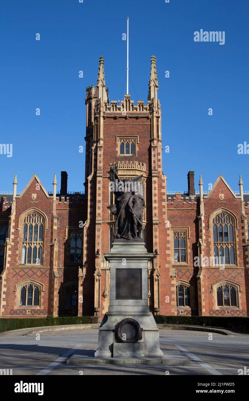 The Lanyon Building Entrance Queen's University Belfast, Northern ...