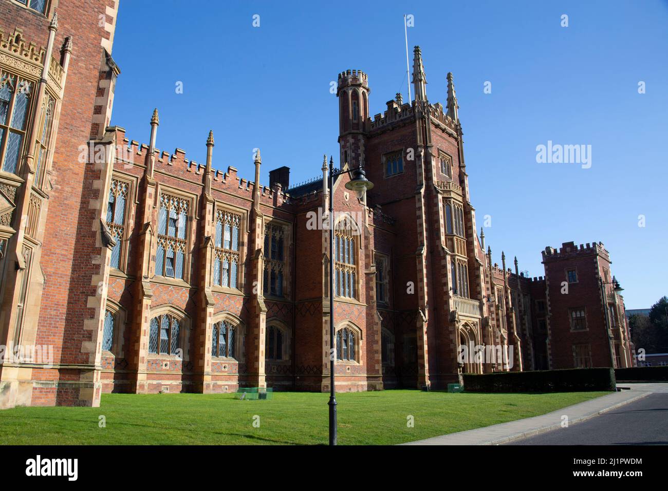 The Lanyon Building Entrance Queen's University Belfast, Northern ...