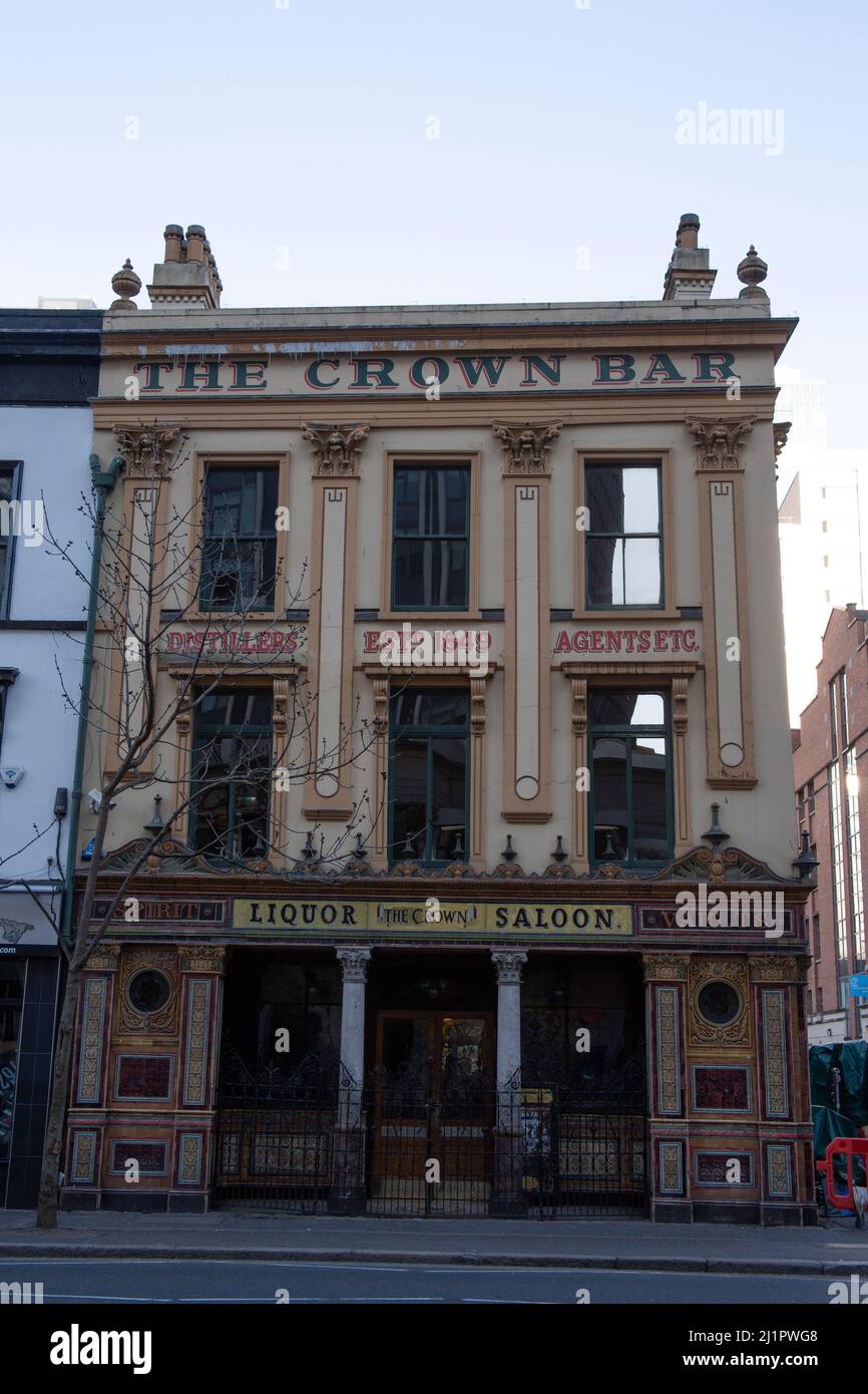 The exterior of the Crown Bar one of the most famous pubs in Belfast ...