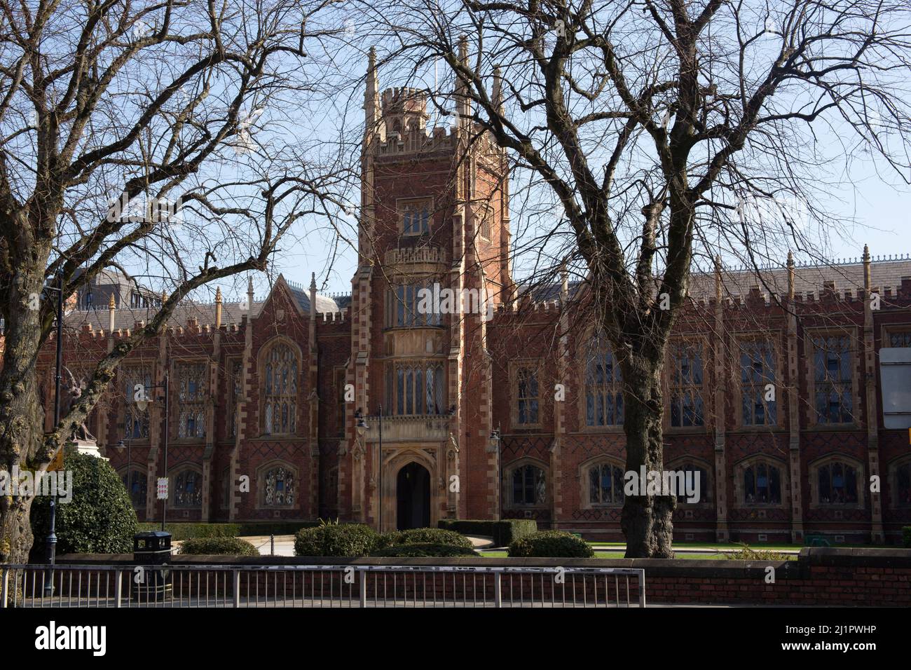 The Lanyon Building Entrance Queen's University Belfast, Northern ...