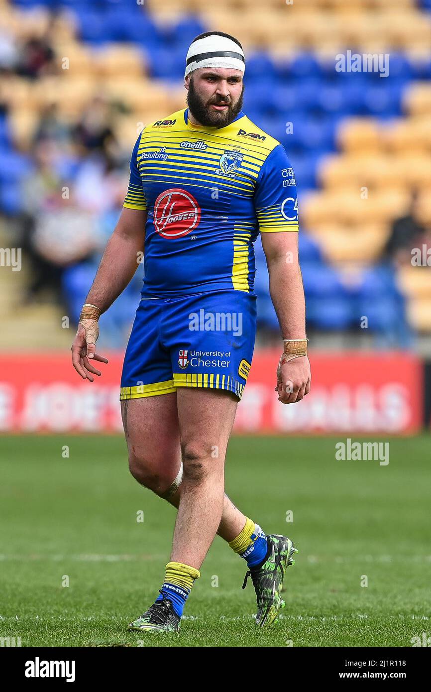 Ellis Robson #25 of Warrington Wolves during the game Stock Photo - Alamy