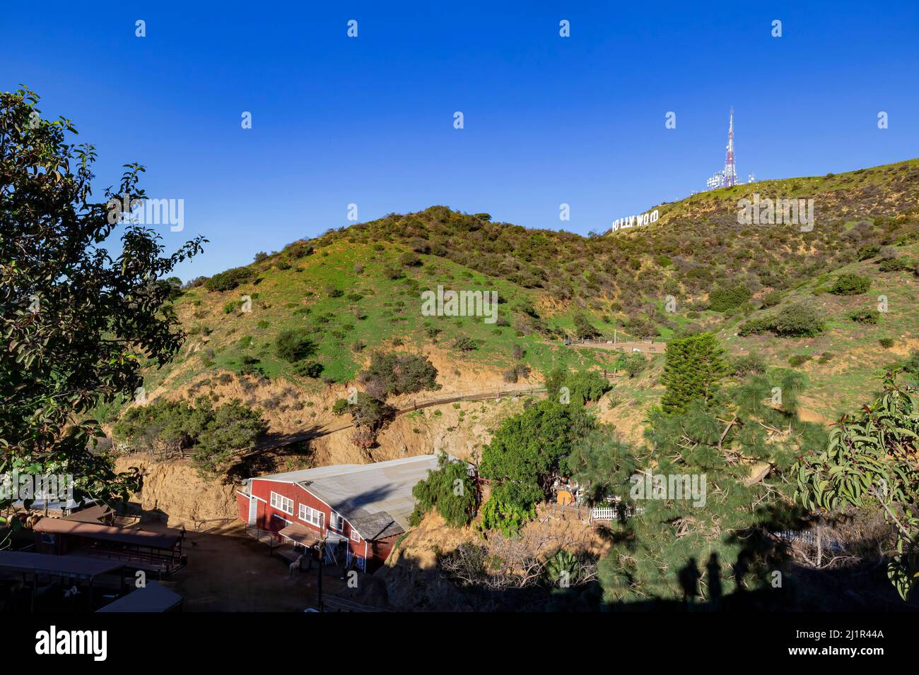 Sunny landscape view from Hollywood Hills trail at Los Angeles ...