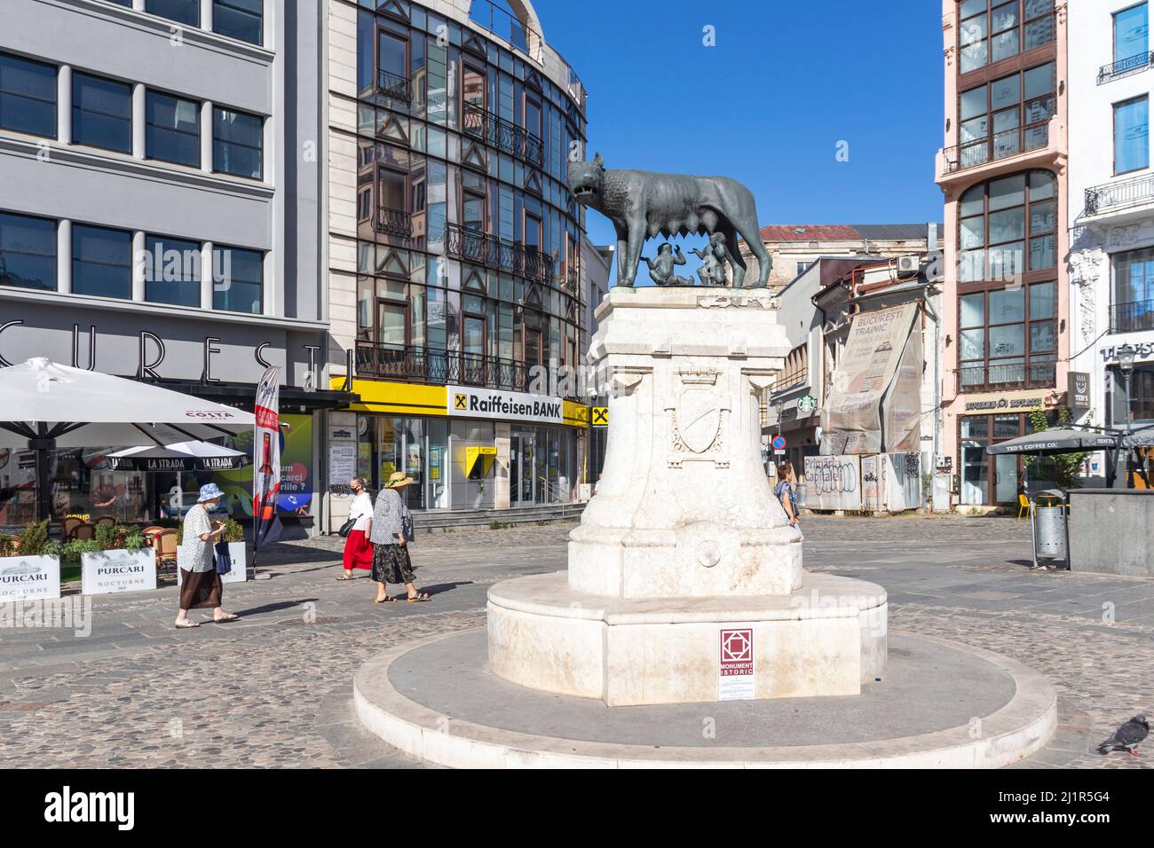 BUCHAREST, ROMANIA - AUGUST 16, 2021: Lupa Capitolina at downtown (old ...