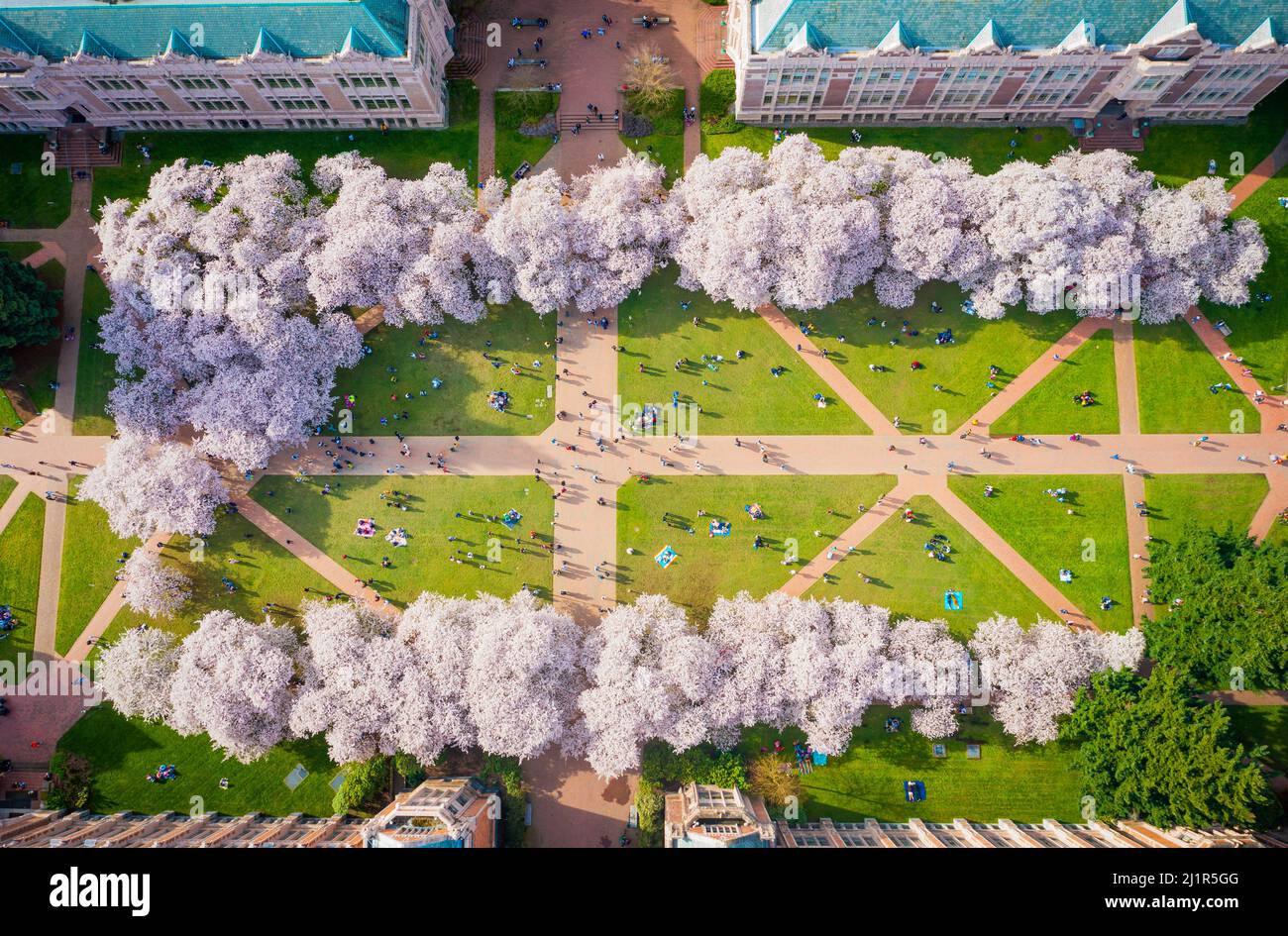 The University of Washington (commonly referred to as Washington or ...