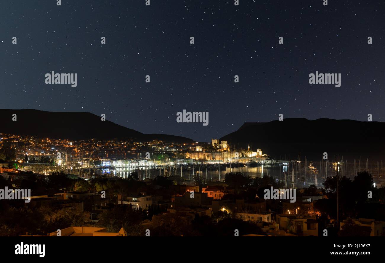 Outdoor nightscape hi-res stock photography and images - Alamy