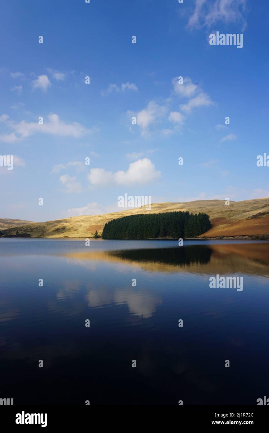 Lower glendevon reservoir hi-res stock photography and images - Alamy