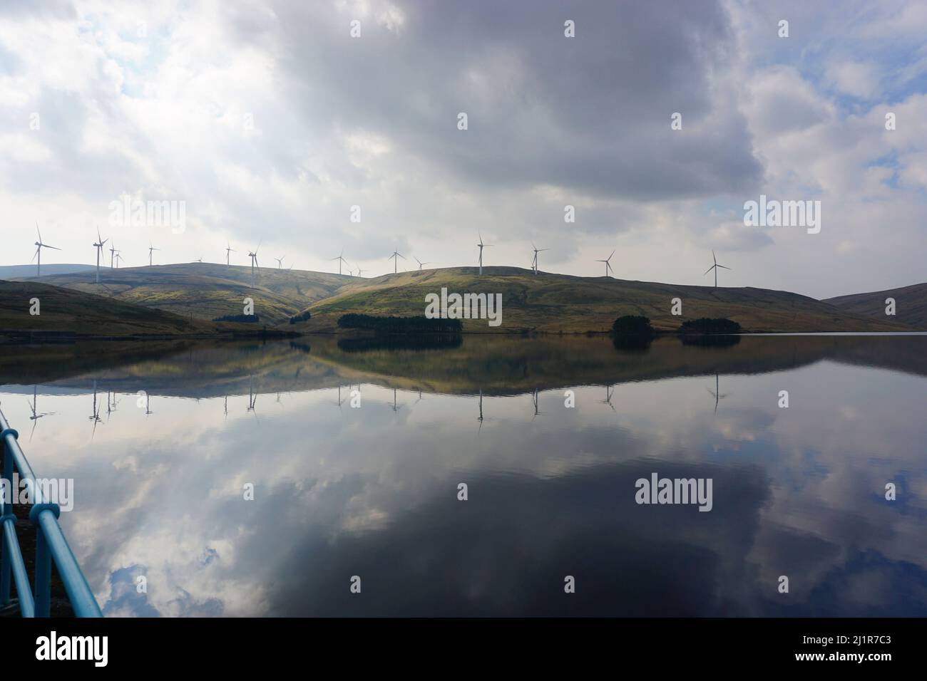 Wind farm screensaver hi-res stock photography and images - Alamy