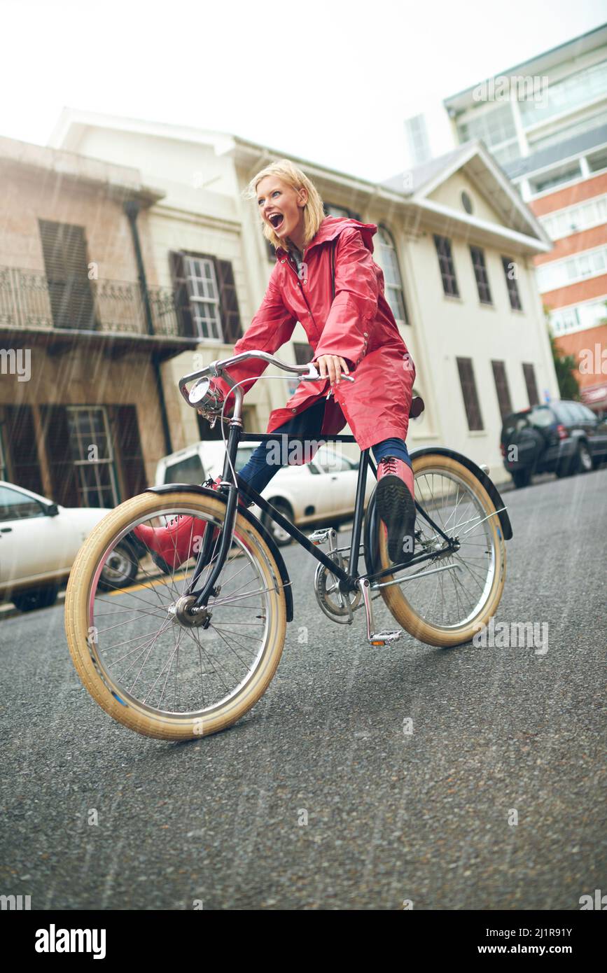 Riding bike through city streets hi-res stock photography and images ...