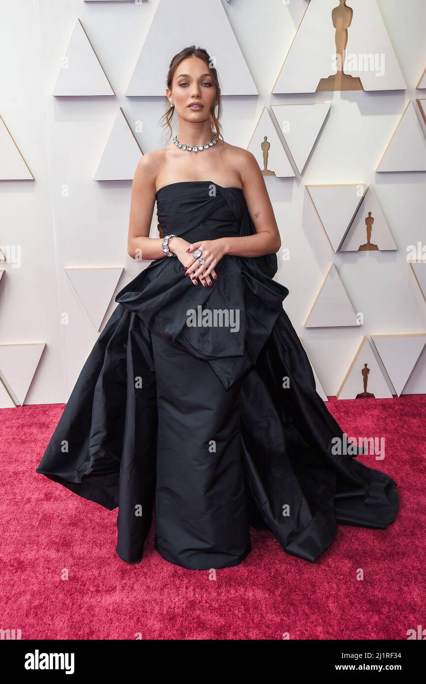 Maddie Ziegler walking on the red carpet at the 94th Academy Awards ...