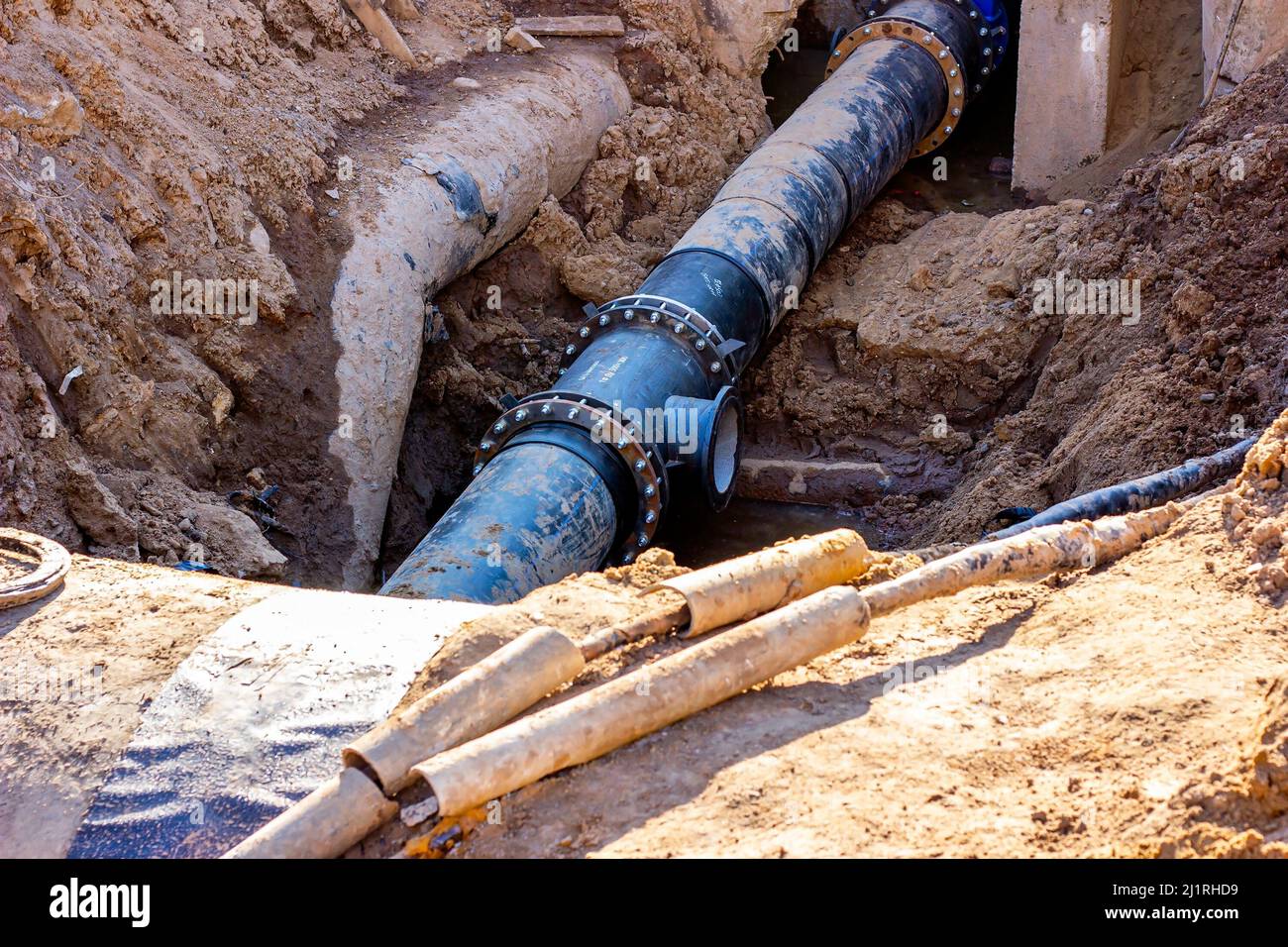 Installation of the distribution unit of heating and water supply ...