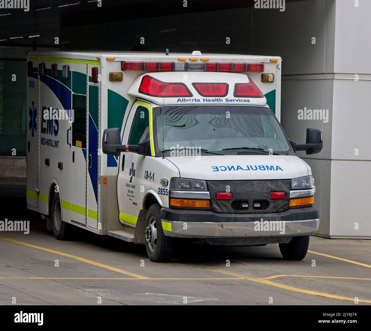Ambulance Foothills Medical Centre Calgary Alberta Stock Photo - Alamy