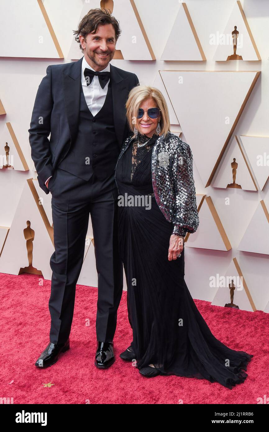 Bradley cooper and gloria cooper hi-res stock photography and images ...
