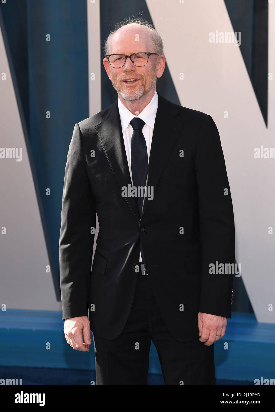 Ron Howard walking on the red carpet at the 2022 Vanity Fair Oscar ...