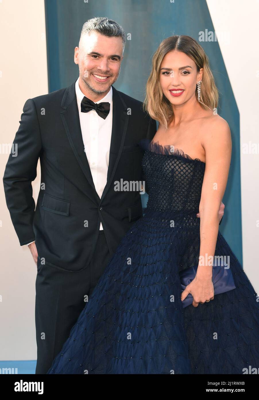 Cash Warren and Jessica Alba attending the Vanity Fair Oscar Party held ...