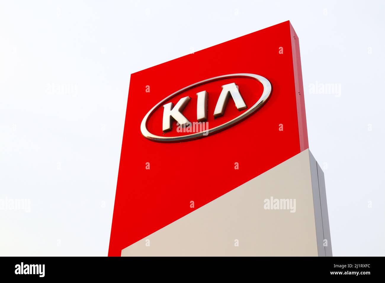 KIA Motors dealer sign. Kia Motors is a South Korea's automobile manufacturer Stock Photo - Alamy