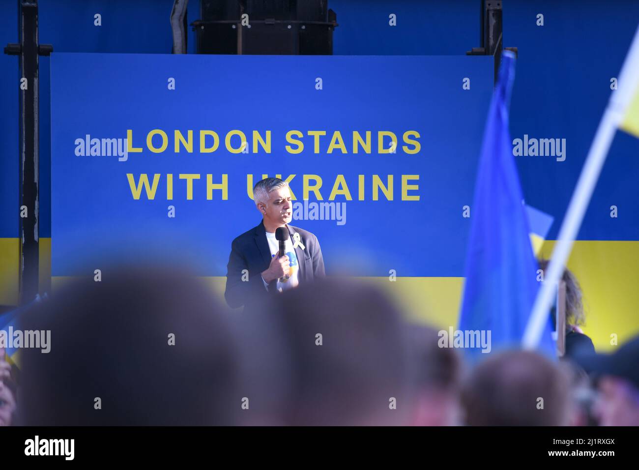 Ukrainian march through London on 26th March 2022. A large crowd ...