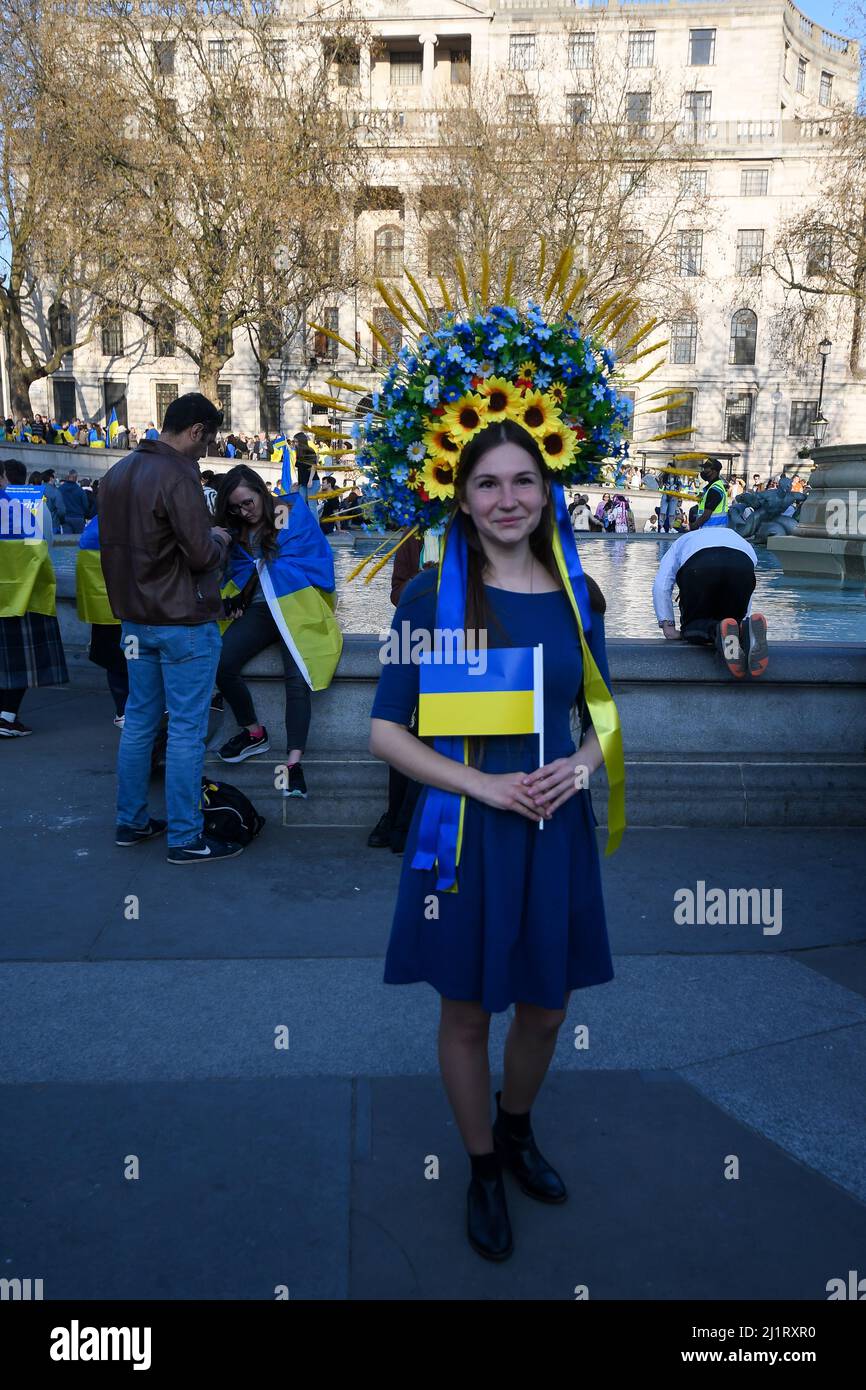 Ukrainian march through London on 26th March 2022. A large crowd ...
