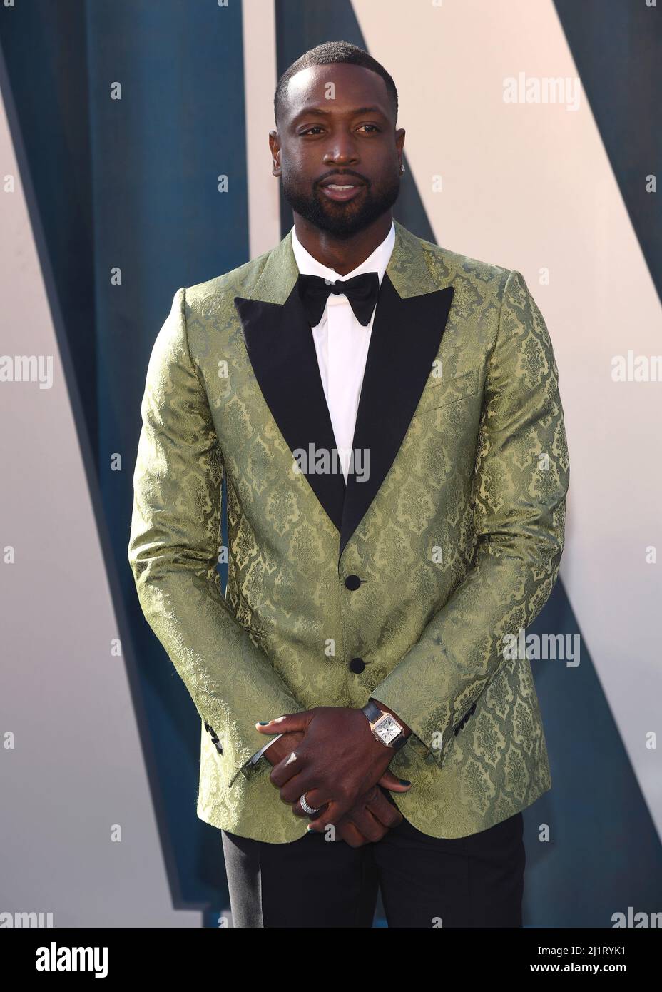 Dwayne Wade walking on the red carpet at the 2022 Vanity Fair Oscar ...