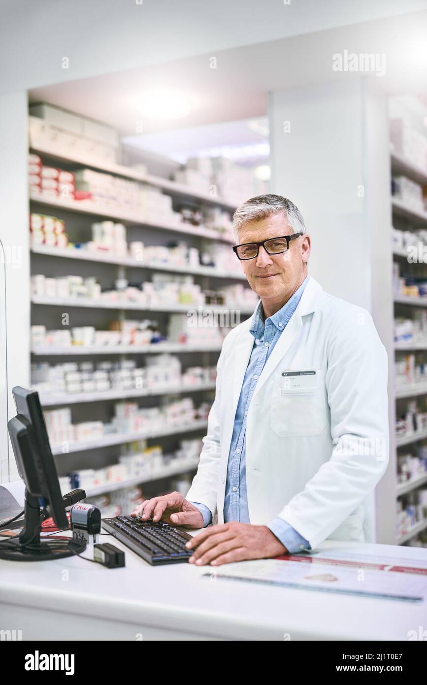 Typing pharmacy hi-res stock photography and images - Alamy