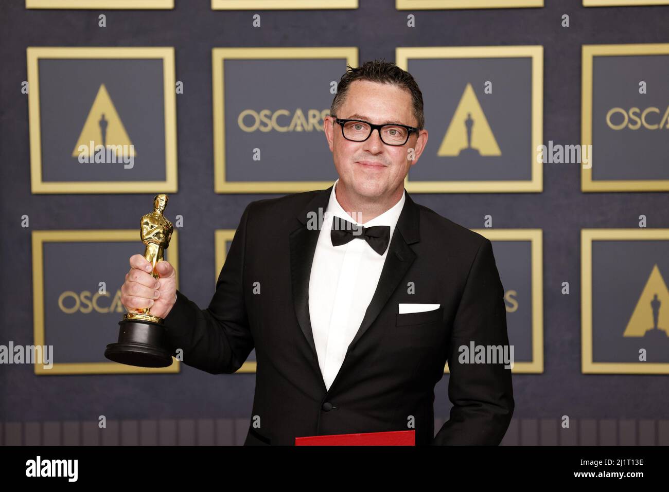 Los Angeles, United States. 27th Mar, 2022. Greig Fraser, winner of ...