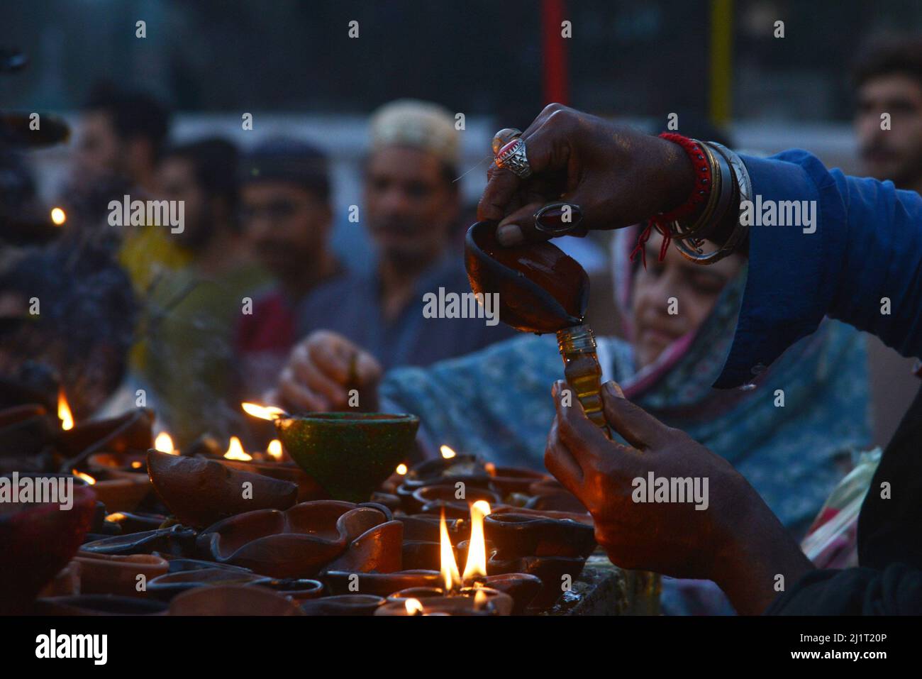 Pakistani devotees attend the three-days 434th annual Urs 'Festival of ...