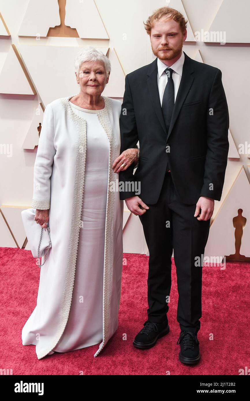 Los Angeles, USA. 27th Mar, 2022. Judi Dench and Sam Williams walking ...