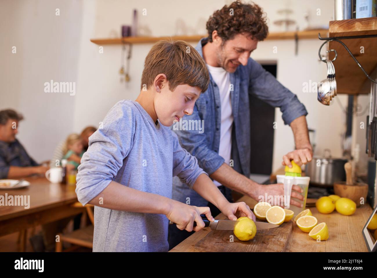 Kids lemonade hi-res stock photography and images - Alamy