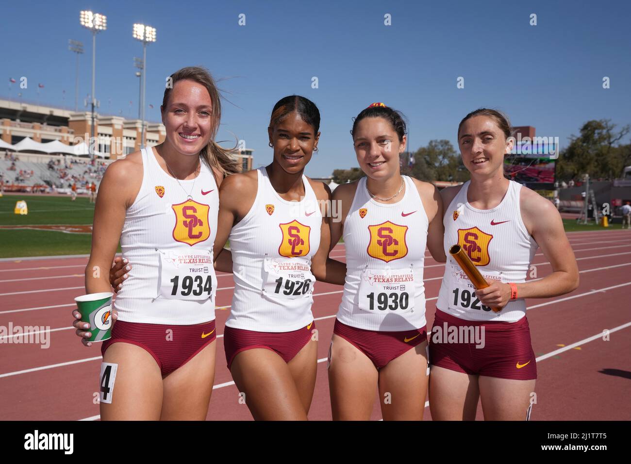 The Southern California Trojans women's 4 x 800m relay team of Jemima ...