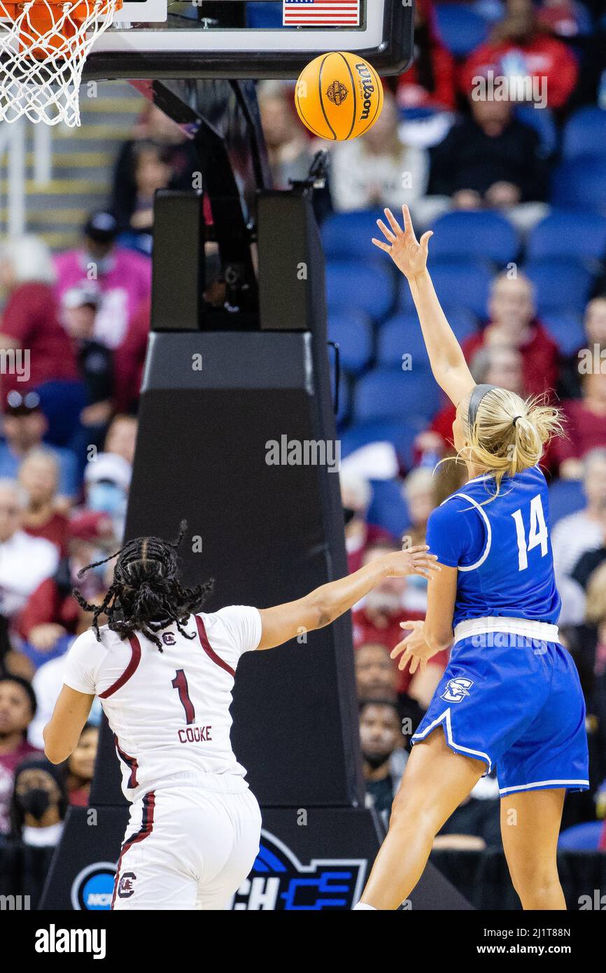March 27, 2022: Creighton Bluejays forward Mallory Brake (14) goes for ...