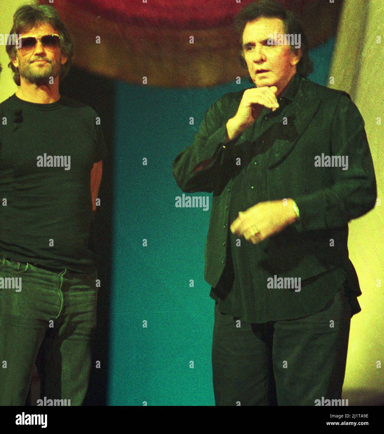 Kris kristofferson johnny cash hi-res stock photography and images - Alamy