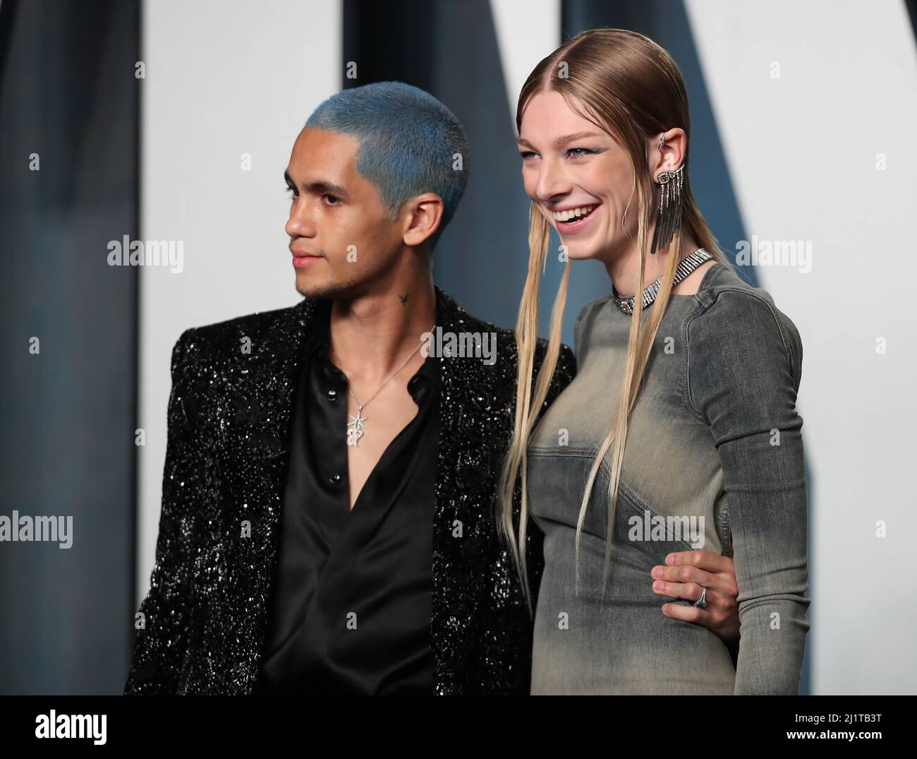 Hunter schafer dominic fike hi-res stock photography and images - Alamy