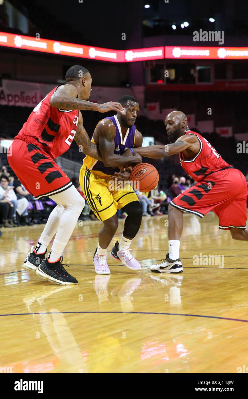 March 27 2022, London Ontario Canada, London Lightning tie the team ...