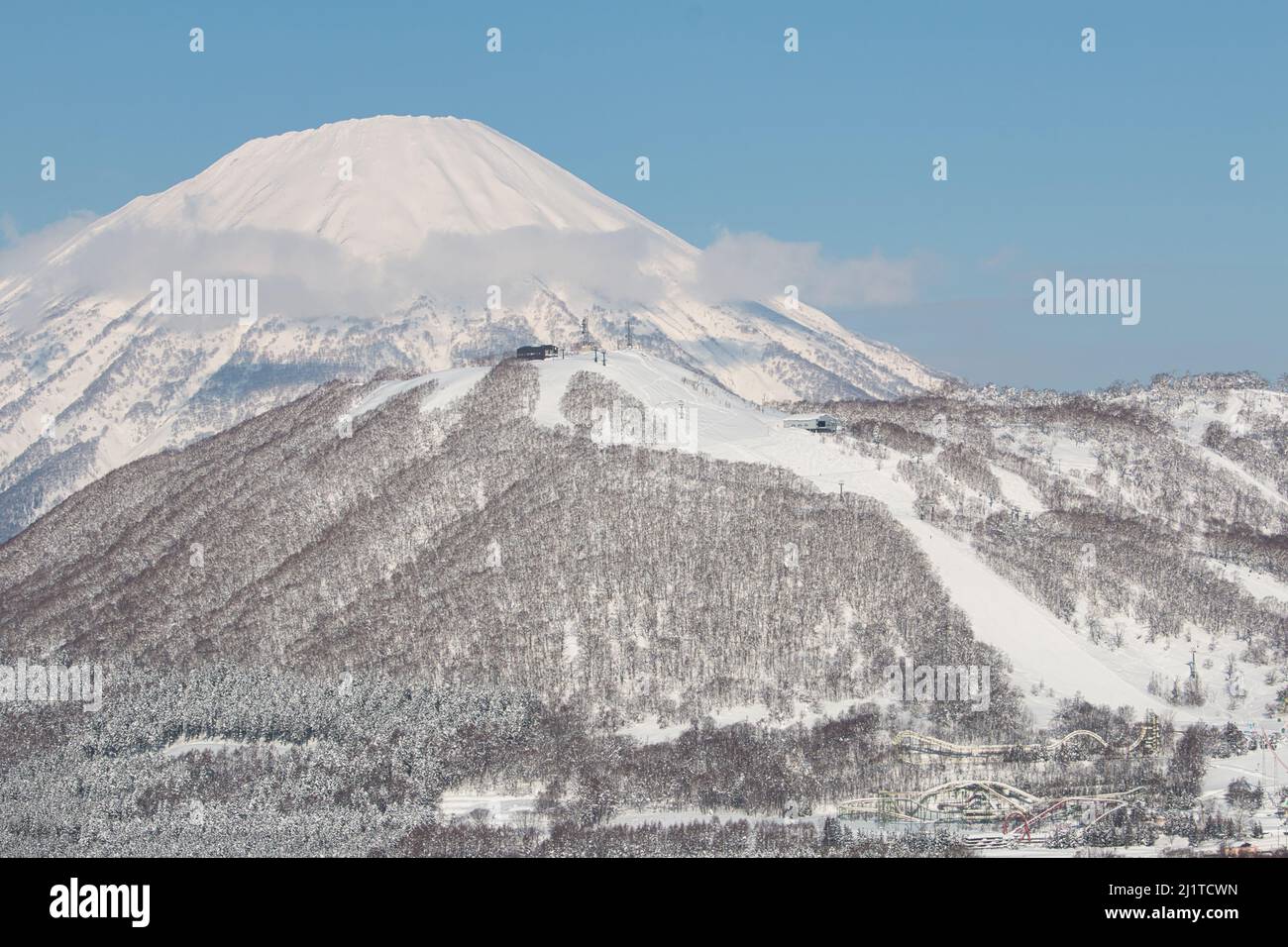 Japan rusutsu ski hi-res stock photography and images - Alamy