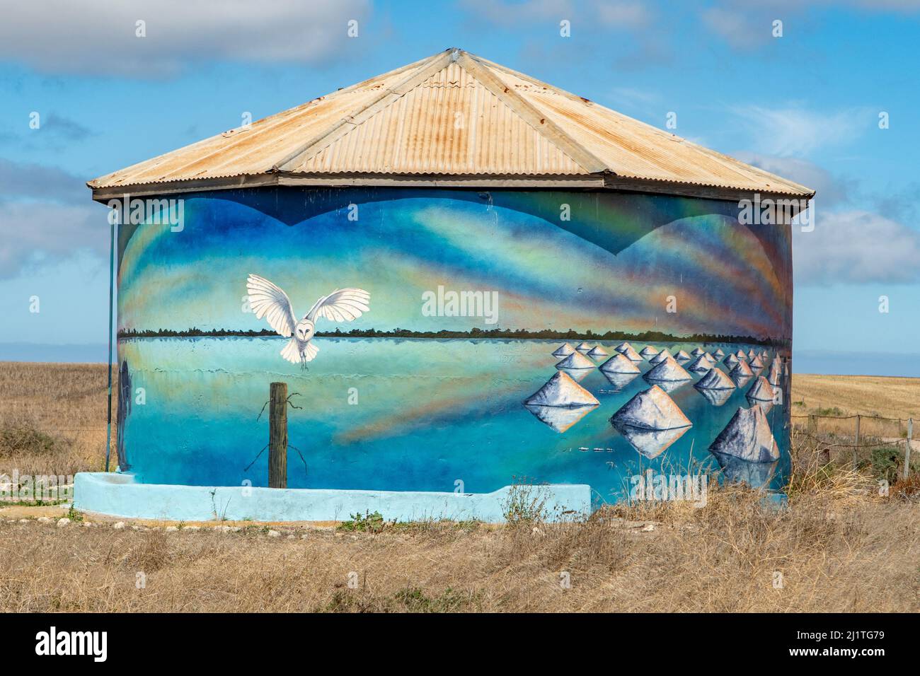 Fowler tank hi-res stock photography and images - Alamy